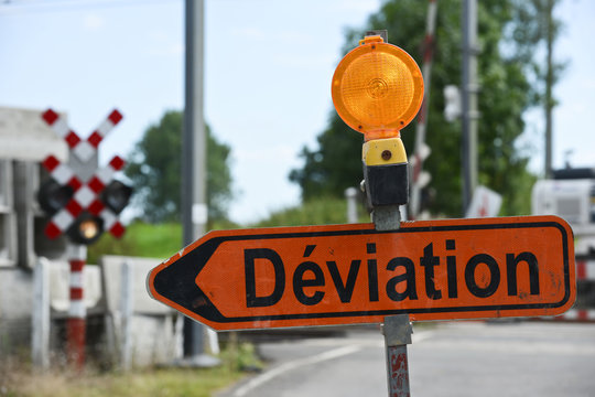 Deviation Imagens – Procure 7,465 fotos, vetores e vídeos | Adobe Stock