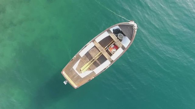 Obrázky Lurching – procházejte fotografie, vektory a videa 1,852 ...