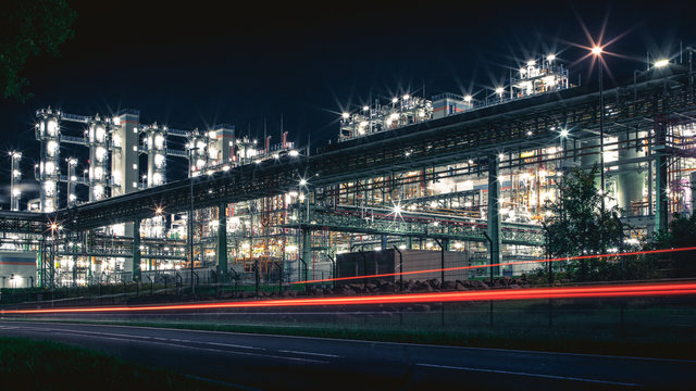 Chemiewerk bilder – Bläddra bland 432 stockfoton, vektorer och videor ...