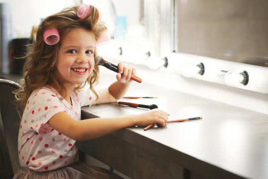 Kids Playing Dress Up Images – Browse 10,784 Stock Photos, Vectors, and ...