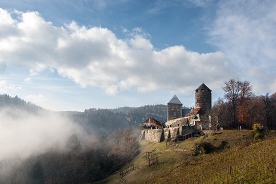 「Deutschlandsberg」の画像 - 214 件の Stock 写真、ベクターおよびビデオ | Adobe Stock