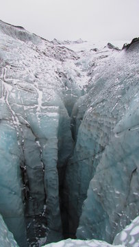 Gletscherspalte Images – Browse 1,458 Stock Photos, Vectors, and Video ...