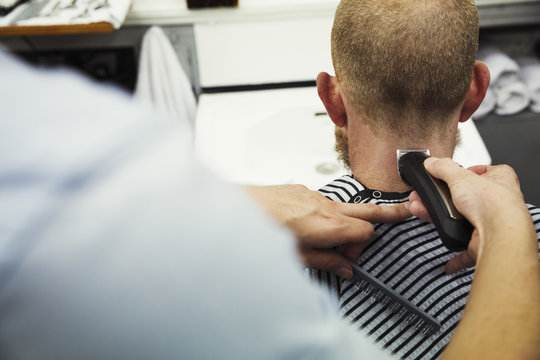 "Barber bilder – Bläddra bland 453,388 stockfoton, vektorer och videor ...