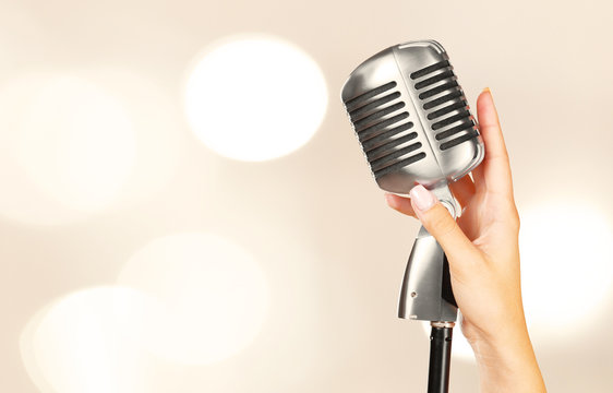 Entertainer Images – Browse 4,015,686 Stock Photos, Vectors, and Video ...