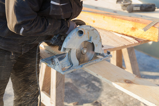 Zimmerer-Bilder: Stock-Fotos & -Videos. | Adobe Stock