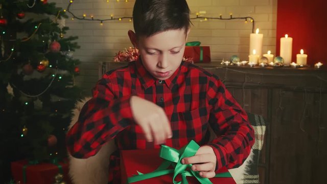 Gifbox Imagens – Procure 109 fotos, vetores e vídeos | Adobe Stock