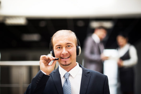 Teleoperator 이미지 – 찾아보기 1,042 스톡 사진, 벡터 및 비디오 | Adobe Stock