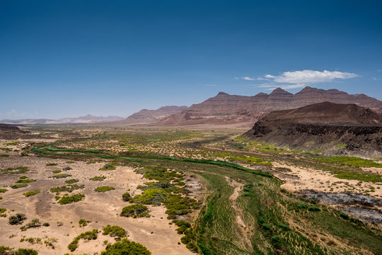 Ugab Bilder – Durchsuchen 390 Archivfotos, Vektorgrafiken und Videos ...