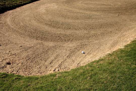 รูปภาพ"Sand Trap" – เลือกดูภาพถ่ายสต็อก เวกเตอร์ และวิดีโอ62,632 ...