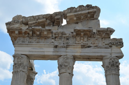 รูปภาพAkropol – เลือกดูภาพถ่ายสต็อก เวกเตอร์ และวิดีโอ614 | Adobe Stock