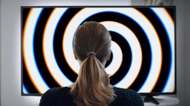 รูปภาพHypnotized – เลือกดูภาพถ่ายสต็อก เวกเตอร์ และวิดีโอ85,835 | Adobe ...
