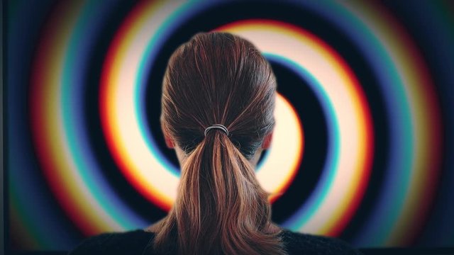 รูปภาพHypnotized – เลือกดูภาพถ่ายสต็อก เวกเตอร์ และวิดีโอ85,835 | Adobe ...