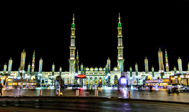 Madina Bilder – Durchsuchen 1,620 Archivfotos, Vektorgrafiken und ...