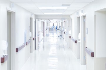 25+ Free hospital corridor pictures - PikWizard