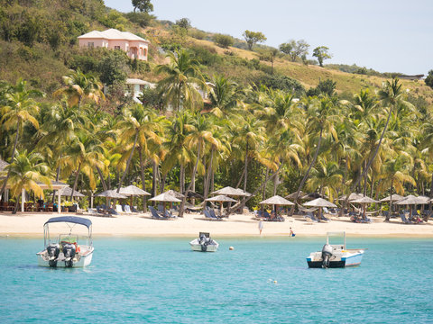 รูปภาพ"Leeward – เลือกดูภาพถ่ายสต็อก เวกเตอร์ และวิดีโอ15,306 | Adobe Stock