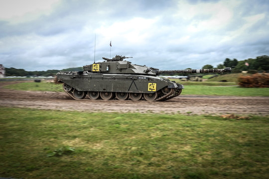 รูปภาพChieftain – เลือกดูภาพถ่ายสต็อก เวกเตอร์ และวิดีโอ84,701 | Adobe ...