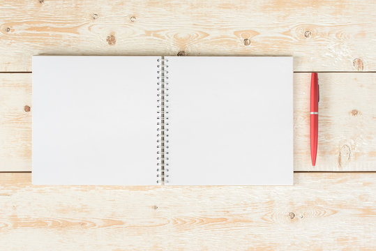 "Blank Notepad" Images – Browse 311 Stock Photos, Vectors, and Video ...