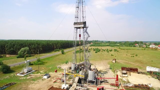 Oil Drilling Images – Browse 130,195 Stock Photos, Vectors, and Video ...