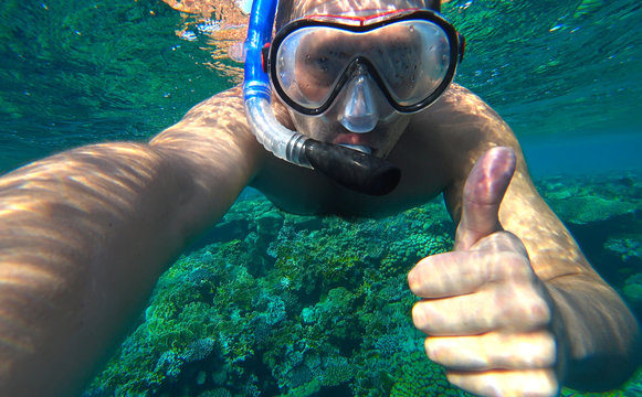 Snorkler Bilder – Durchsuchen 113 Archivfotos, Vektorgrafiken und ...