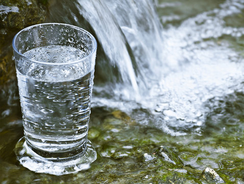 114,861 BESTE Quellwasser BILDER, STOCK-FOTOS & -VEKTORGRAFIKEN | Adobe ...