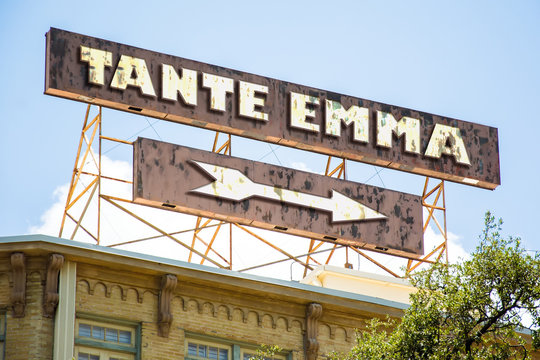 Tante-Emma-Laden Images – Browse 464 Stock Photos, Vectors, and Video ...