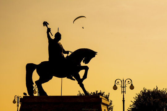 รูปภาพHeykel – เลือกดูภาพถ่ายสต็อก เวกเตอร์ และวิดีโอ1,232 | Adobe Stock