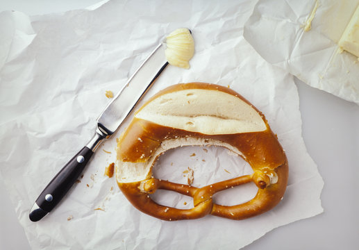 Butterbrezel-Bilder: Stock-Fotos & -Videos. | Adobe Stock