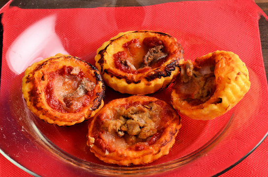 รูปภาพPizzetti – เลือกดูภาพถ่ายสต็อก เวกเตอร์ และวิดีโอ86 | Adobe Stock