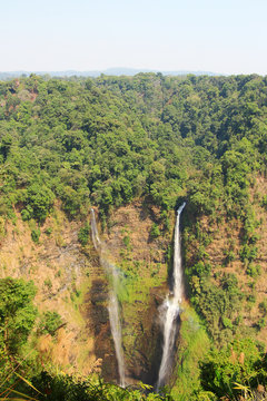 รูปภาพ"Tad Fane Waterfall" – เลือกดูภาพถ่ายสต็อก เวกเตอร์ และวิดีโอ17 ...