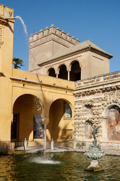 Merkurbrunnen Bilder – Durchsuchen 93 Archivfotos, Vektorgrafiken und ...