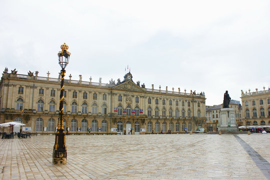 Nancy Bilder – Durchsuchen 12,548 Archivfotos, Vektorgrafiken und ...