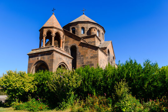 Tetraconch Bilder – Durchsuchen 185 Archivfotos, Vektorgrafiken und ...