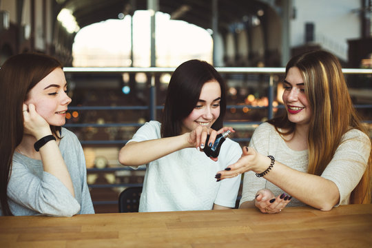 Friends Women Perfume Images – Browse 4,488 Stock Photos, Vectors, and ...