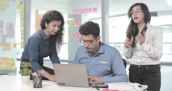 Concerned Employee Images – Browse 42,715 Stock Photos, Vectors, and ...