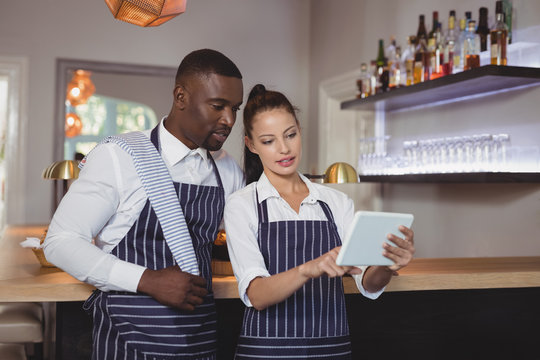 Hospitality Images – Browse 460,254 Stock Photos, Vectors, and Video ...