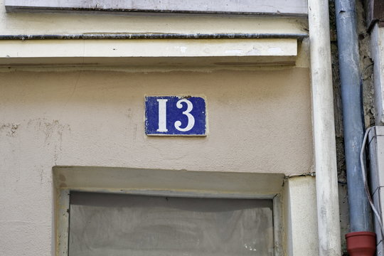 「Treize」の画像 - 305 件の Stock 写真、ベクターおよびビデオ | Adobe Stock