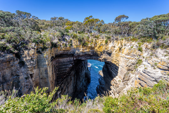 "Tasman Arch"-Bilder: Stock-Fotos & -Videos. | Adobe Stock