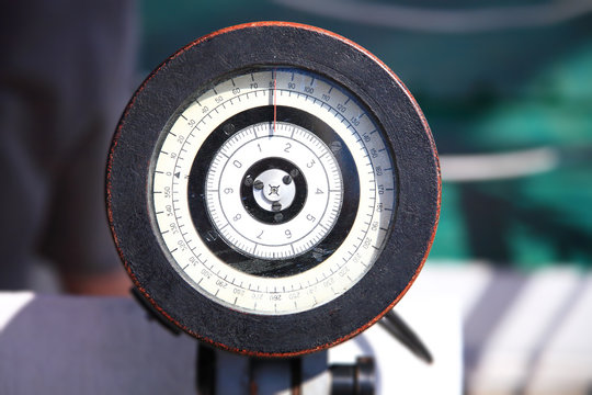 「Gyro-Compass」の写真素材 | 7件の無料イラスト画像 | Adobe Stock