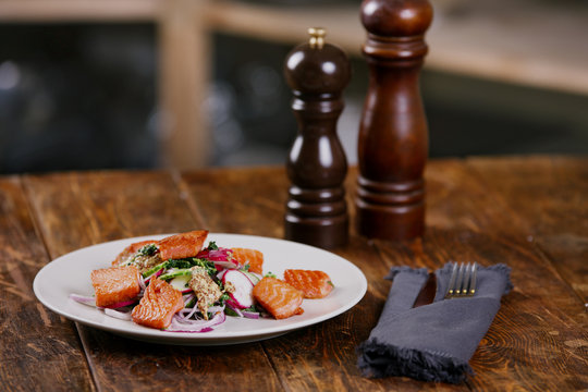 Spise bilder – Bläddra bland 199 stockfoton, vektorer och videor ...