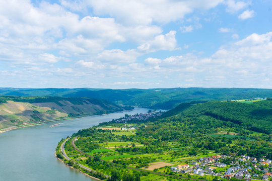 รูปภาพRheintal – เลือกดูภาพถ่ายสต็อก เวกเตอร์ และวิดีโอ12,351 | Adobe Stock