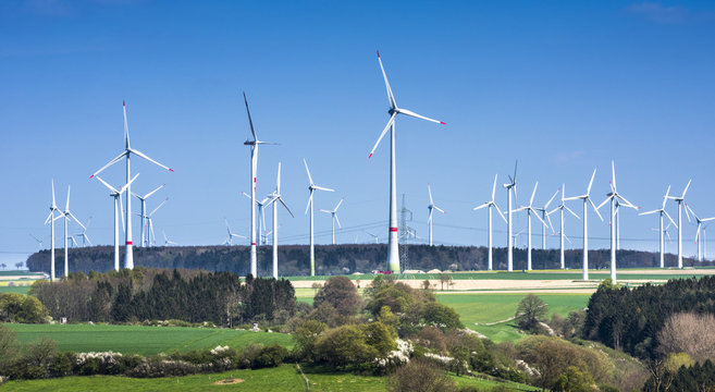 "Windkraft-Bilder: Stock-Fotos & -Videos. | Adobe Stock