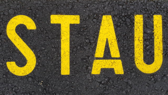 Stau bilder – Bläddra bland 13,072 stockfoton, vektorer och videor ...