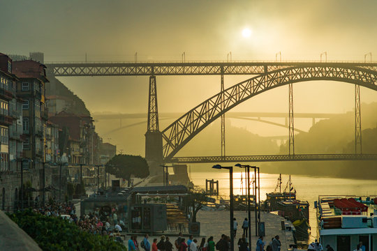 รูปภาพHaisy – เลือกดูภาพถ่ายสต็อก เวกเตอร์ และวิดีโอ9 | Adobe Stock