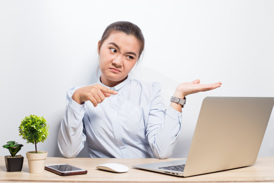 Disparage Images – Browse 636 Stock Photos, Vectors, and Video | Adobe ...