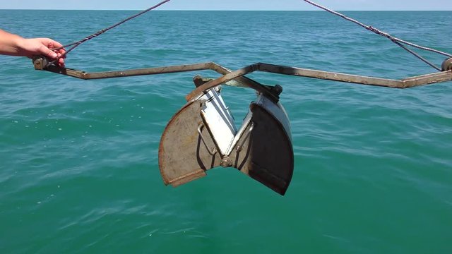 Imágenes de Bathometer: descubre bancos de fotos, ilustraciones ...