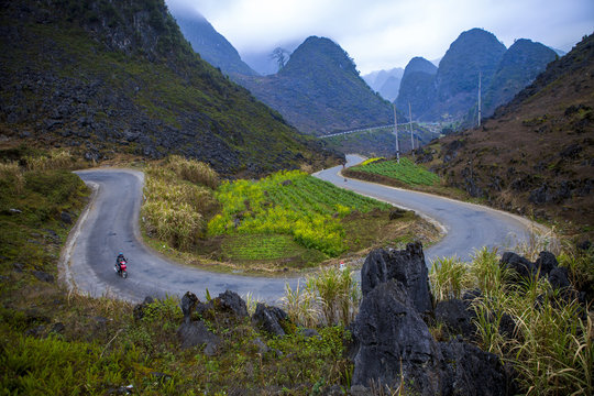 Mountant Images – Browse 41 Stock Photos, Vectors, and Video | Adobe Stock