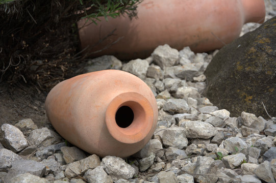 Vaase Images – Browse 14 Stock Photos, Vectors, and Video | Adobe Stock