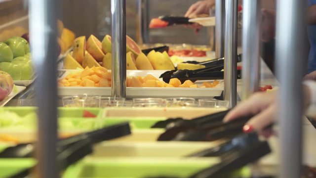 Display Chiller"」の写真素材 | 13件の無料イラスト画像 | Adobe Stock