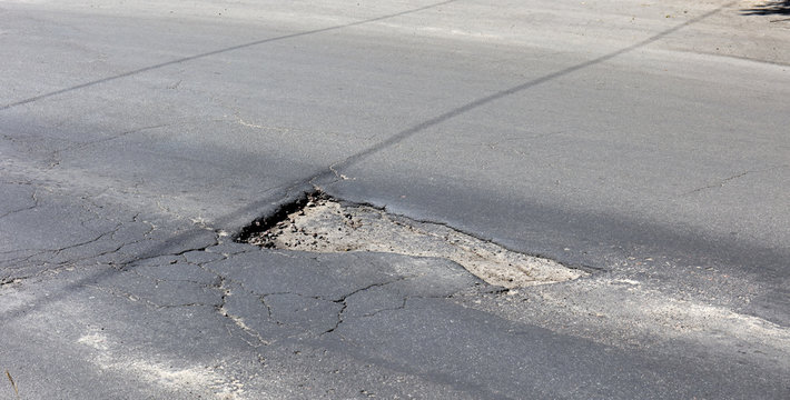 Pothole Images – Browse 23,539 Stock Photos, Vectors, and Video | Adobe ...
