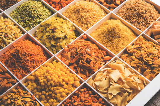 Farsan Bilder – Durchsuchen 3,232 Archivfotos, Vektorgrafiken und ...